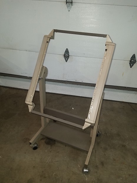 TASCAM Rolling Rack CS-607 | Reverb