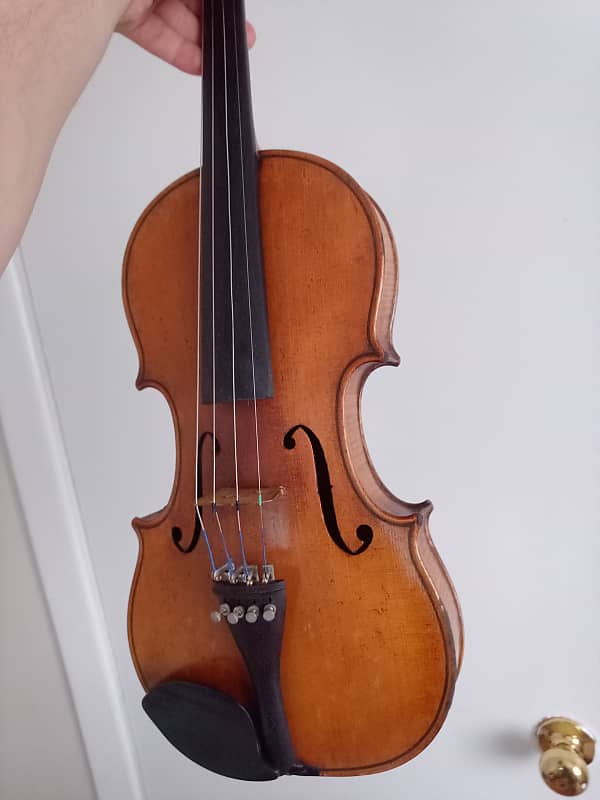 Old amazing violin | Reverb