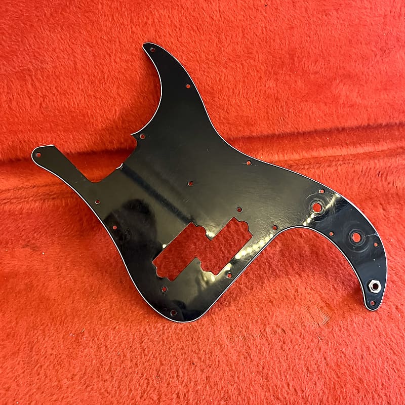 Fender Precision Bass pickguard 1975 - Black original vintage | Reverb