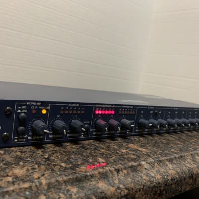 Symetrix 528E CHANNEL STRIP: MIC PREAMP, COMPRESSOR, | Reverb