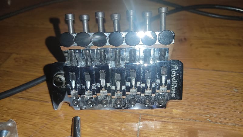 Floyd Rose 7 Chrome + Dive blocker | Reverb