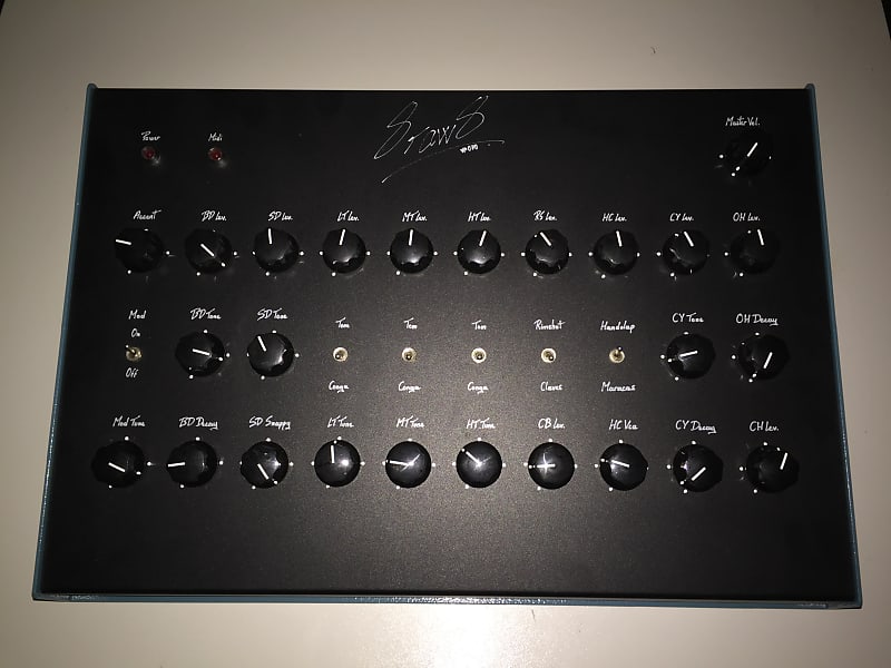 8raw8 - Roland TR-808 Clone | Reverb