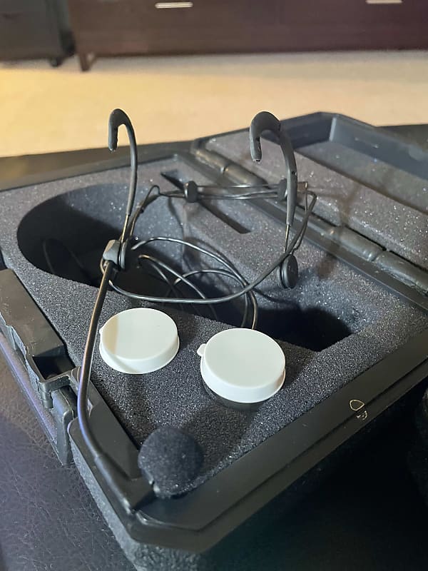 Shure WBH54 Beta 54 Headworn Condenser Mic - Black | Reverb