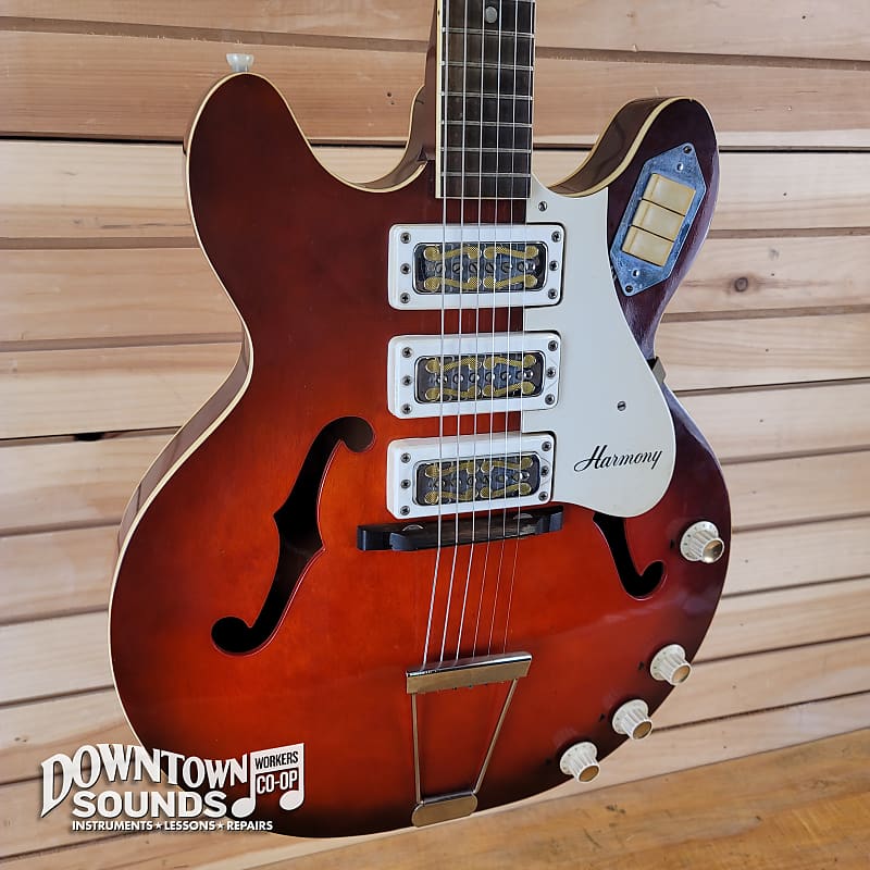 Harmony Rocket Hollow Body Guitar w/ 3 Pickups & Chipboard | Reverb