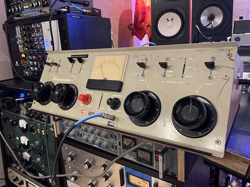 Modified & recapped Analog Gates “The Producer” mixer | Reverb