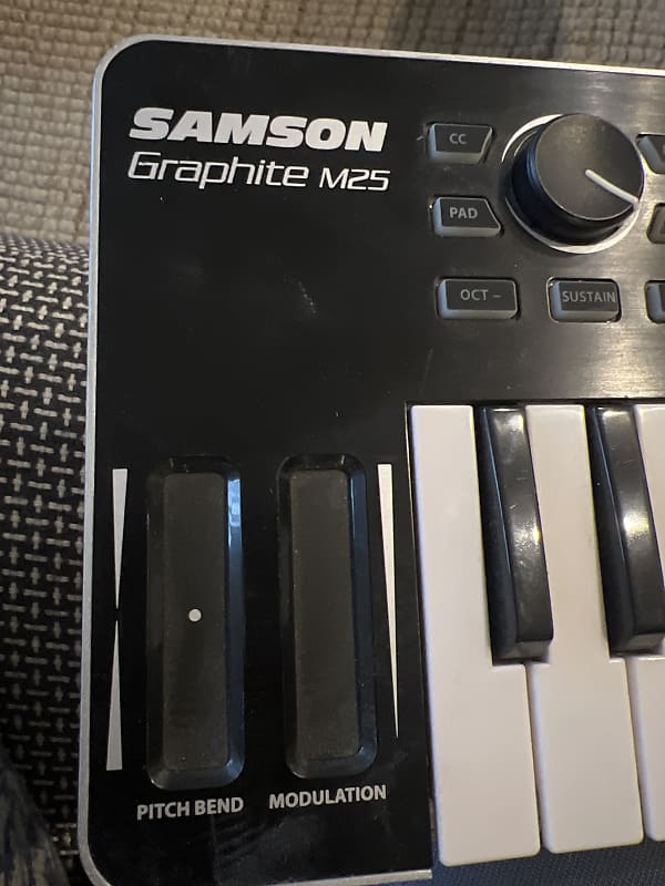 Samson Graphite M25 Mobile Mini USB MIDI Controller | Reverb