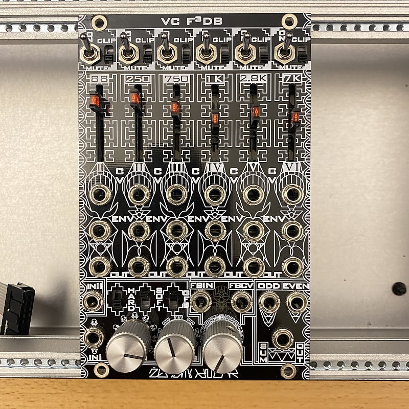 Zlob Modular VC F3DB 2023 - Eurorack Filterbank/Distortion | Reverb