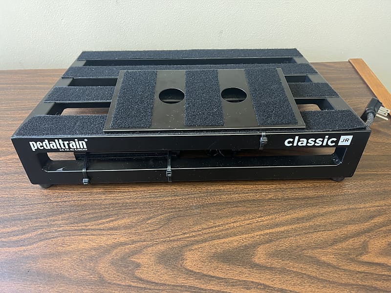 Pedaltrain Classic Jr | Reverb
