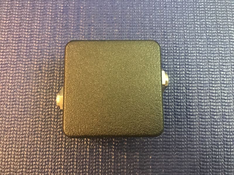 AMERICAN LOOPERS 1 Way Mini Guitar Junction Box Model A | Reverb