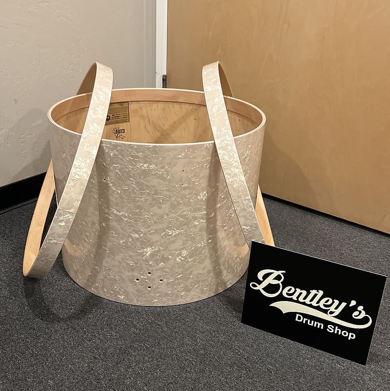 DW Collector's Series Pure Maple 18x24" Kick Drum in Vintage | Reverb