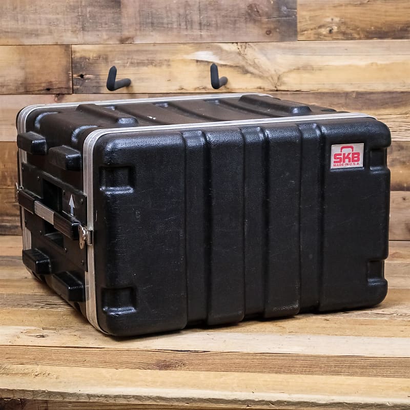 SKB SKB-196U Rack Case 6-Space Stackable Effects Rack | Reverb