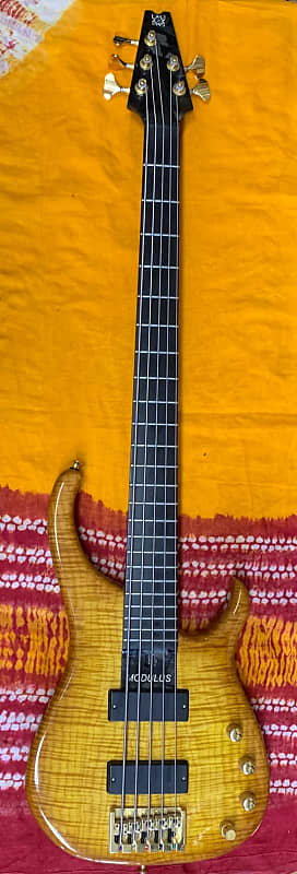 Modulus Quantum 5 5-string bass Sunburst Flame 2004 | Reverb