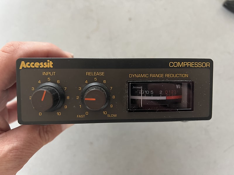Bandive Accessit Compressor 1990 - Black | Reverb