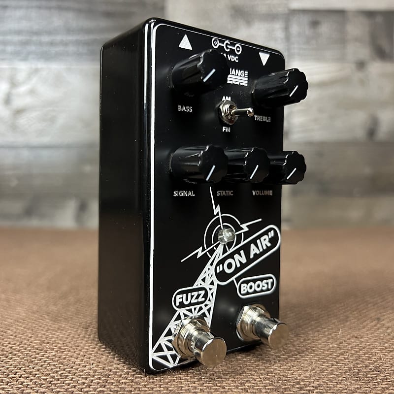 Interchange Noise Works On Air Fuzz Pedal | Reverb