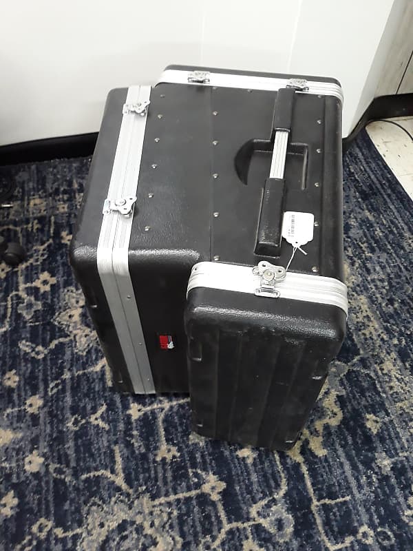 Gator GCR-10x4 Rack Case with ETA PD8 Power Conditioner - | Reverb