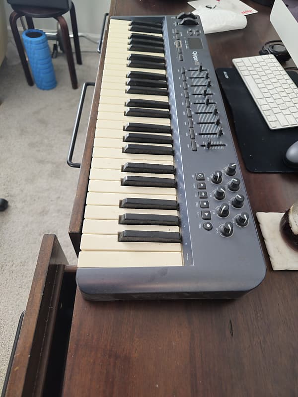 M-Audio M-Audio Oxygen 49 (MKV) – 49-Key USB MIDI Keyboard | Reverb