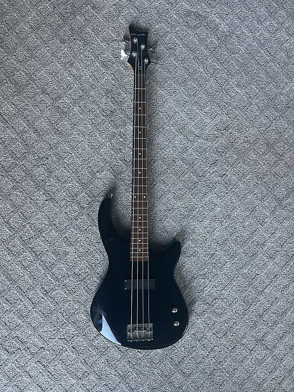 Dean Playmate 4 String Bass | Reverb