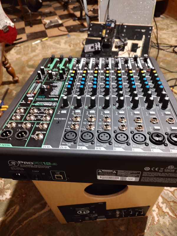 Mackie ProFX 12 mixer Profx12 | Reverb