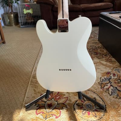 Squier Affinity Telecaster 2022 - Olympic White w/ Belly | Reverb