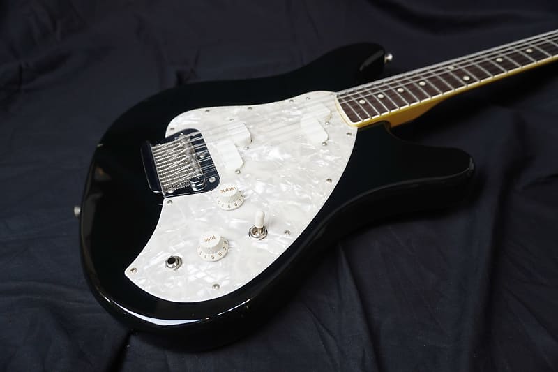 Squier Venus 12-String (VS-12SD) – Courtney Love / MIJ / 1997 | Reverb