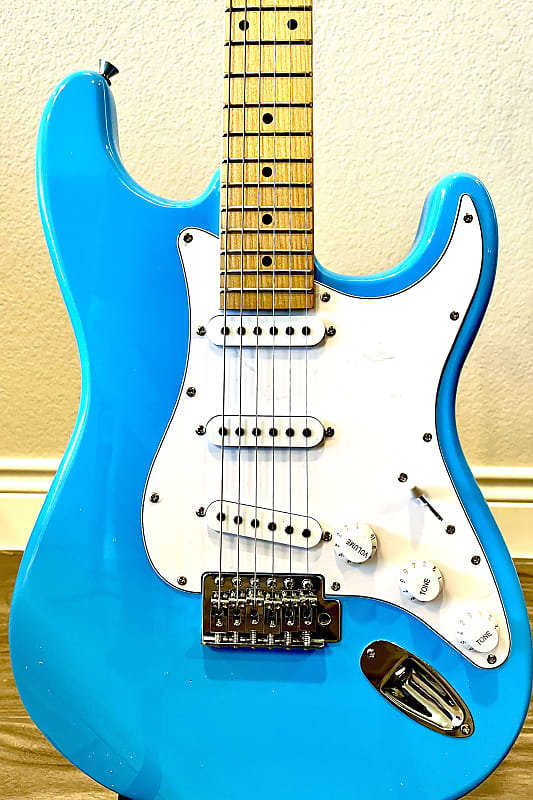 Indio Cali Classic Electric Guitar 2022 - Blue | Reverb