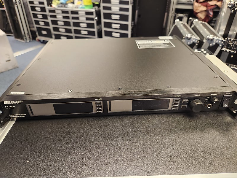 Shure AXT600 Spectrum Manager | Reverb
