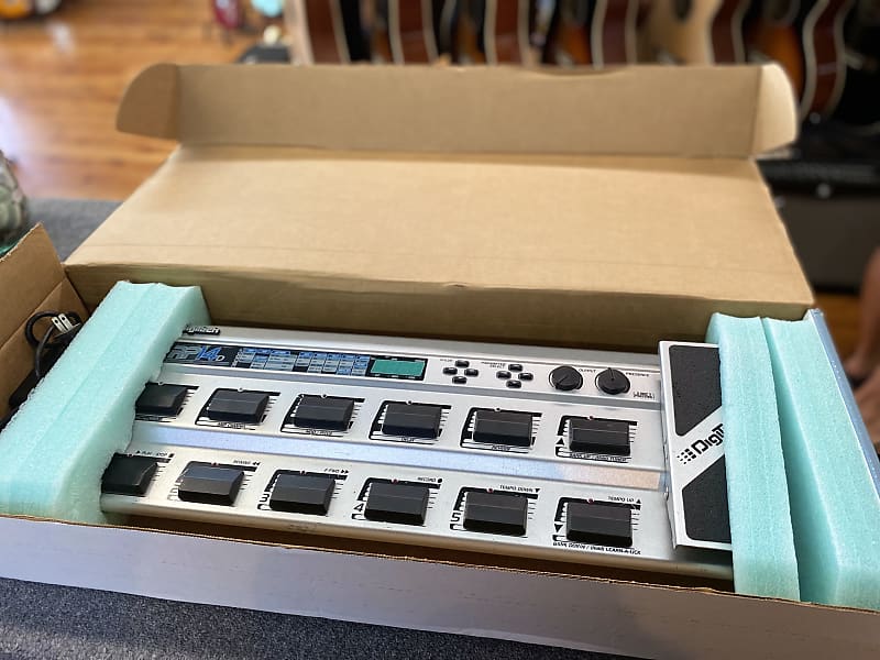 Digitech RP14D multi effects pedalboard | Reverb