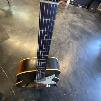 Supro Ranchero 1959 - Sunburst | Reverb