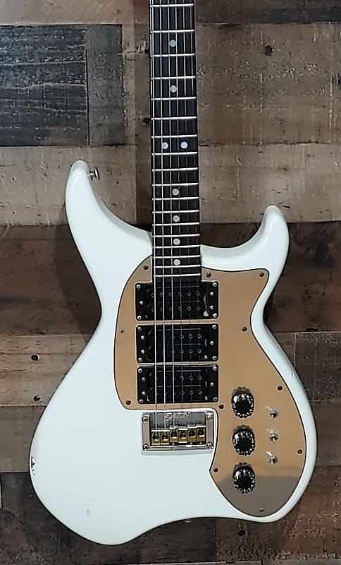 1982 Daion Barbarian Professional - Aged White - Rare Triple | Reverb