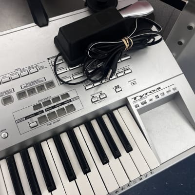 Yamaha Tyros 1 Keyboard Synth Workstation | Reverb