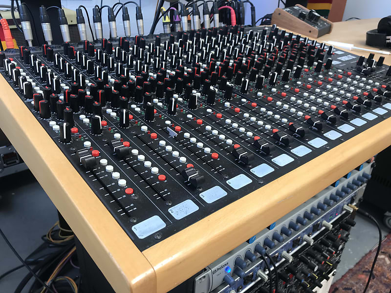 Oram 8T 16 Channel Mixing Console | Reverb UK