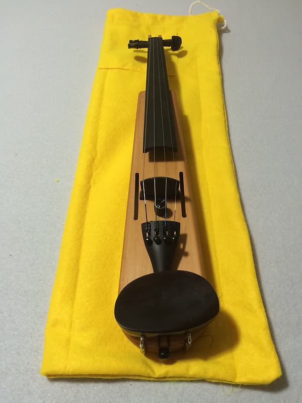Pochette violin. Acoustic / electric - 4/4 size with gig bag. | Reverb