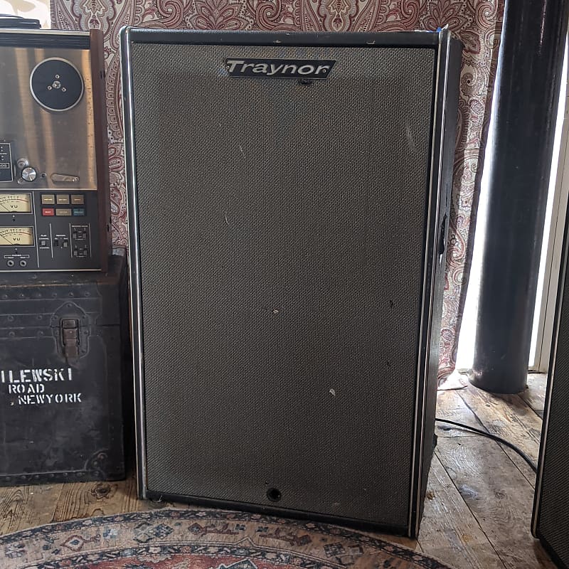 Traynor 2x12 Guitar Cabinet Reverb