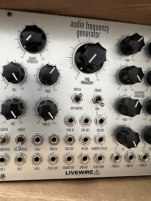 Livewire Audio Frequency Generator | Reverb