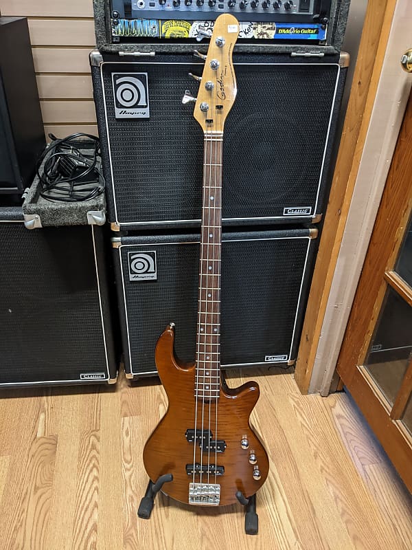 Godin Freeway 4 | Reverb