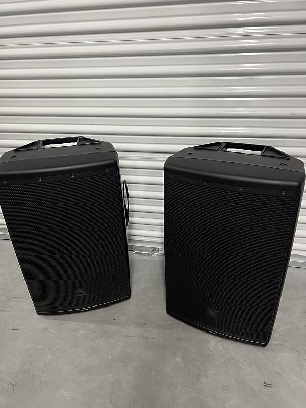 JBL EON 715 15” Powered Loudspeaker EON 715 2022 Black | Reverb