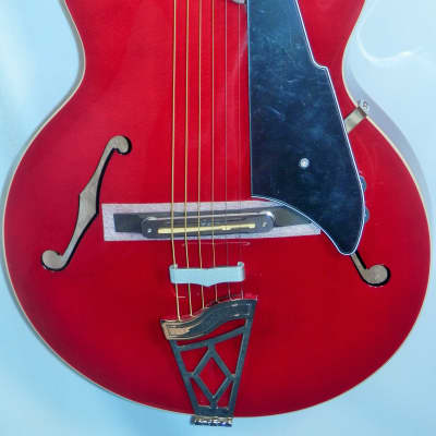 Vox Giulietta VGA-3PS-TR Trans Red Archtop Cutaway Acoustic | Reverb