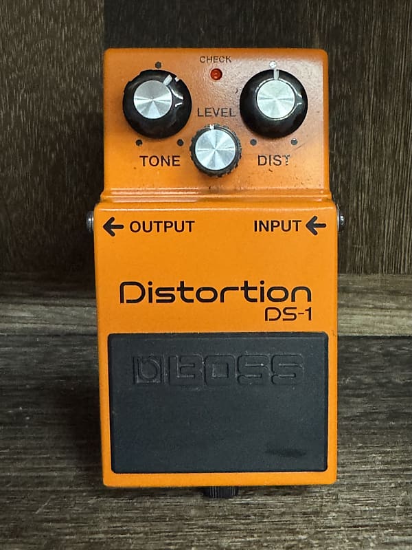 Boss DS-1 Distortion (Silver Label) 1994 - Present - Orange | Reverb