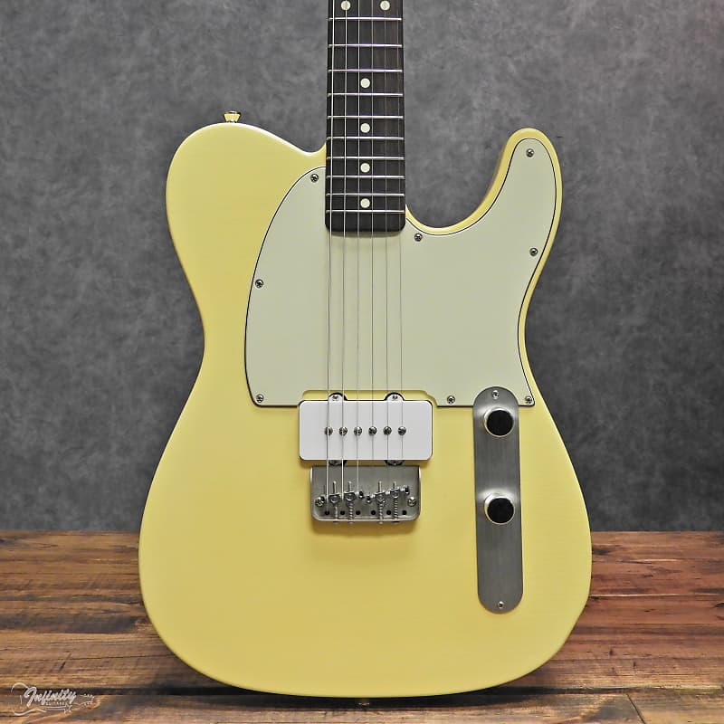 Berly E Type New From Authorized Dealer 2023 - Vintage White | Reverb