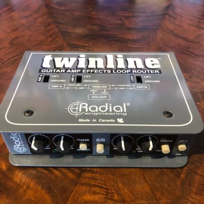 Radial TwinLine Effects Loop Switcher | Reverb