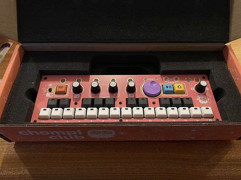 CHOMPI Club CHOMPI Sampler 2023 - Pink and Gold limited | Reverb