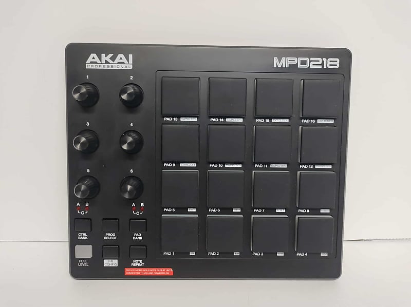 Akai MPD218 - USB MIDI Controller with MPC Drum Pads 2020's - | Reverb