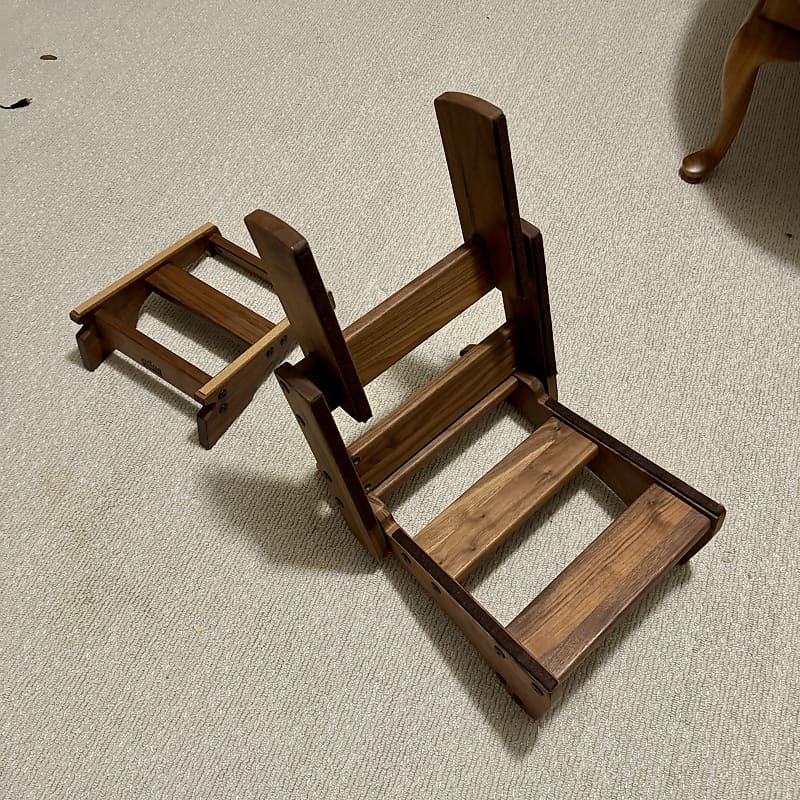 Atlas Stands Low Rider Amp Stand with Table Top - Walnut | Reverb