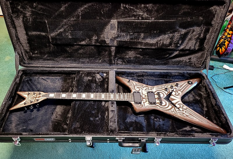 Dean ML Modifier Graphyte Series w/HSC(Rare) | Reverb