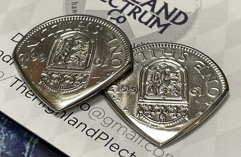 FAO Ryan…..One 1966 Scottish One Shilling Coin Plectrum. | Reverb