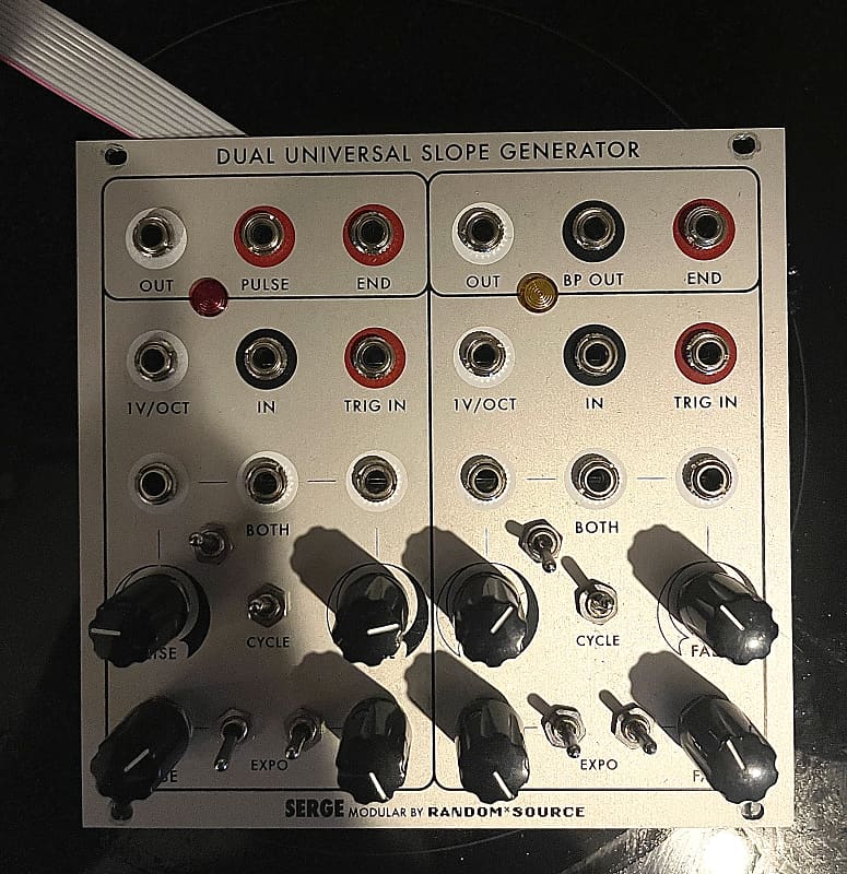 Random Source Dual Universal Slope Generator DUSG | Reverb UK