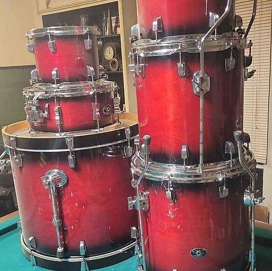 Ludwig Ludwig EVOLUTION (Maple) Drum set w optional HW and | Reverb