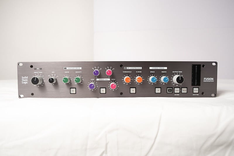 Solid State Logic Fusion Stereo Analogue Color Master | Reverb Canada