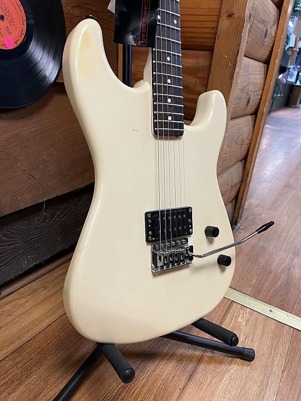 B.C. Rich Rave 1980s - White | Reverb