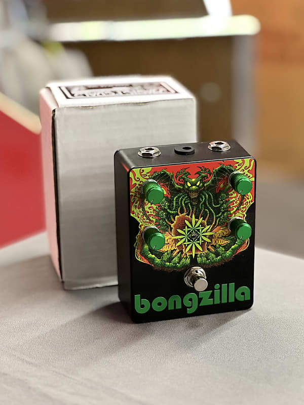 Magic Pedals Bongzilla Magic Fuzz - Black | Reverb